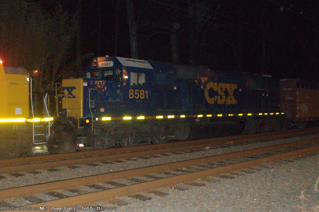 CSX SD50-2 8581 is now the fourth unit on Q418-16